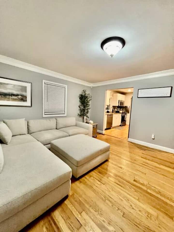 Luxury 5br Estate Near D.c. | Private Large Yard - Alexandria, VA