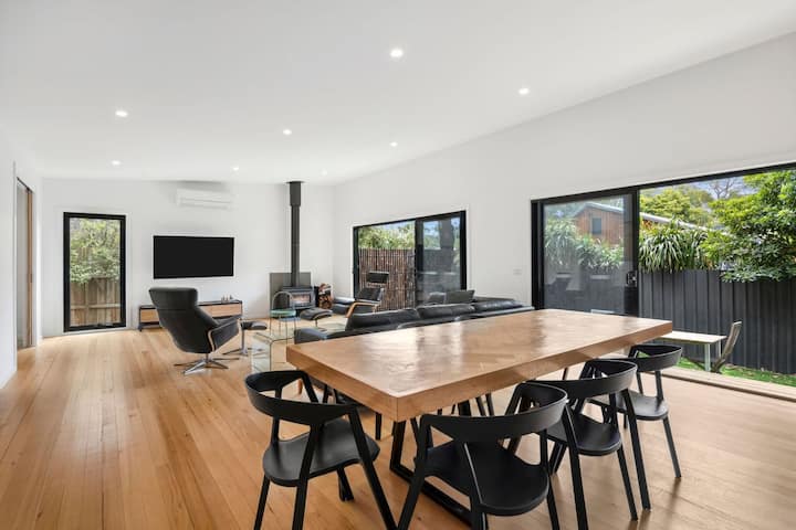 Riverside Escape - Anglesea