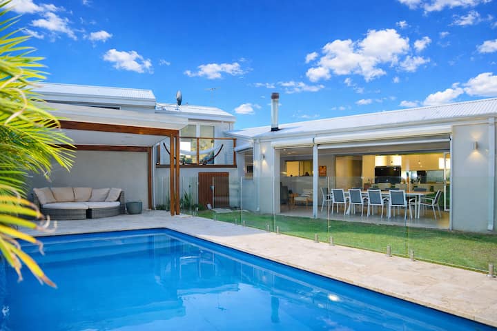 Sant's Beach Retreat - Private Pool And Fire Pit - Perth