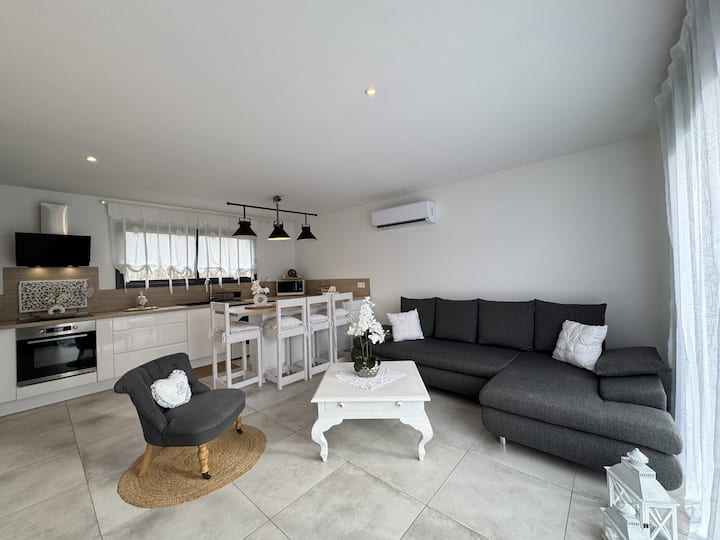 Dépendance De Charme - Ruaudin - 5 Pers - Arnage