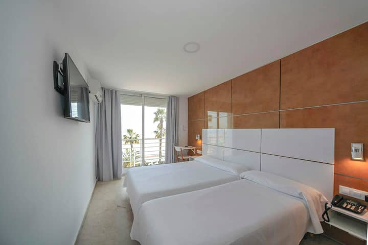 Standard Double Room I Hotel Sol Playa - Valence en Espagne