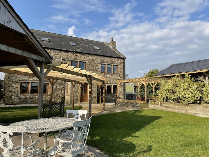 Woodfield Farm - Preston