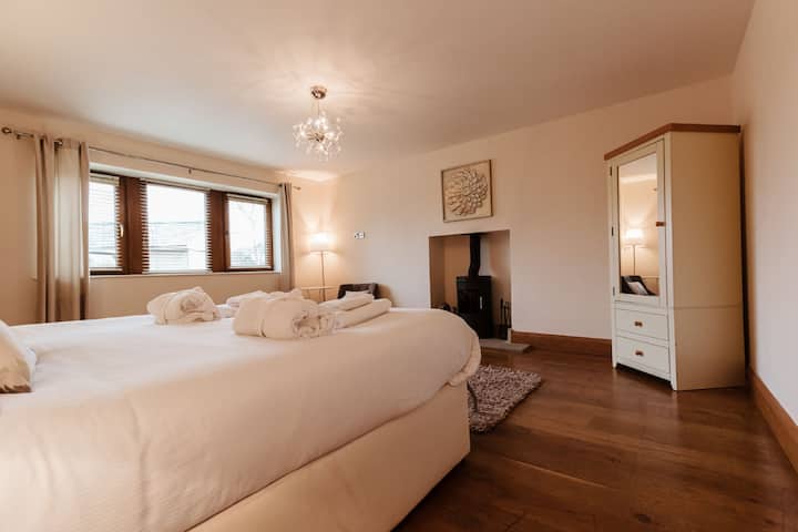 Woodfield Farm - Clitheroe