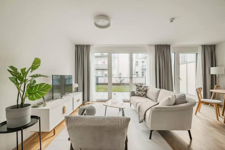 Arbio I Garden 2 Bedroom Balcony - Viena