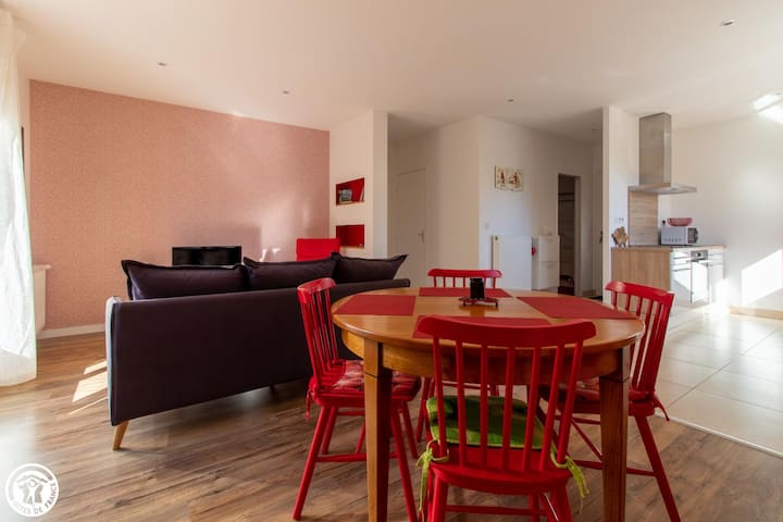 La Maison De Mémé - Chambon-sur-Lac