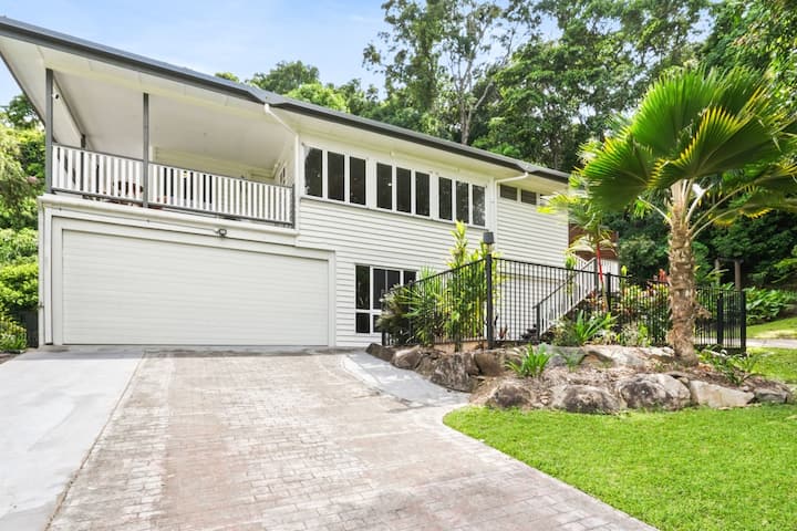 The Residence- Rainforest Retreat - Cairns