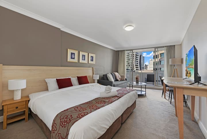 Cozy Studio With Gym & Pool Near Chatswood Station - Sydney