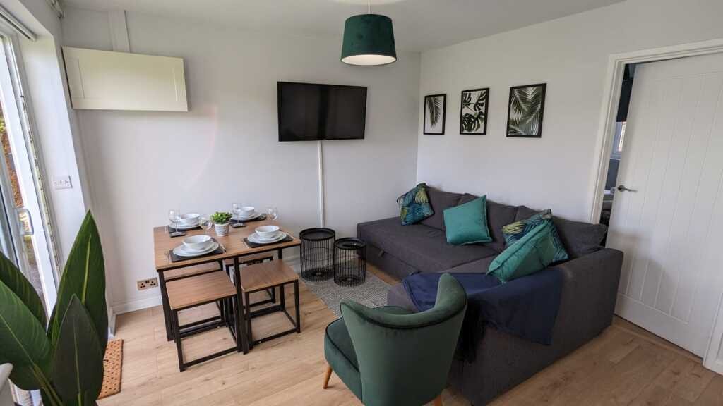 Seaside Chalet Retreat In Sidmouth - Branscombe