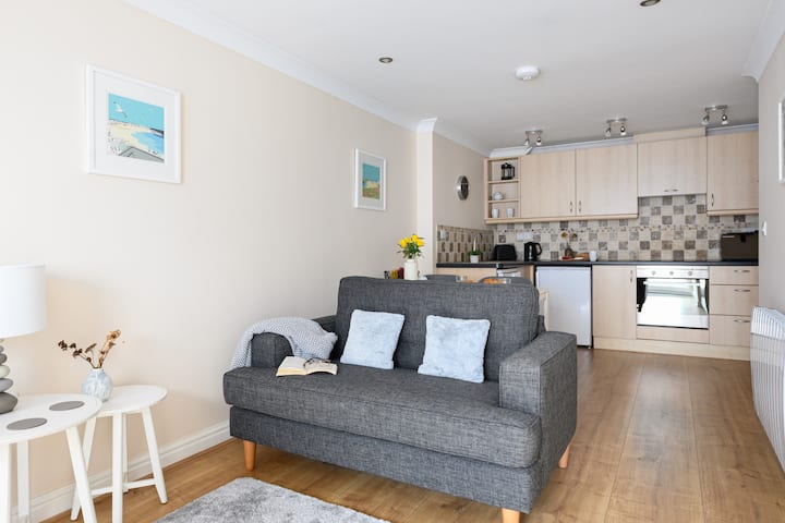 7 Lower Talland Apartments - St Ives