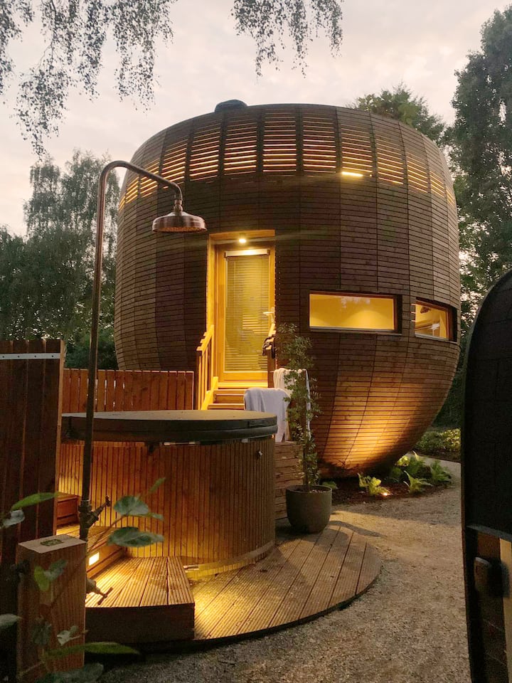The Nutshell With Hot Tub And Sauna | 2 People - Borculo