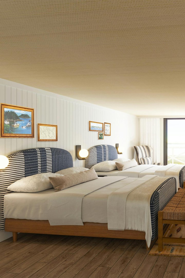 Private Oceanfront Porch & Full Kitchen - Boothbay Harbor, ME