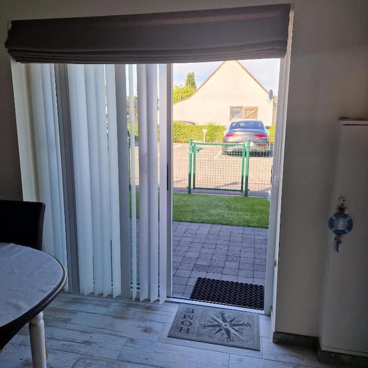 Holiday Cottages 55 03 - Ostende