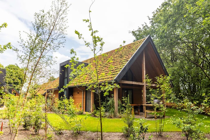 Bosvilla With Hottub & Sauna | 8 Persons - Veenendaal