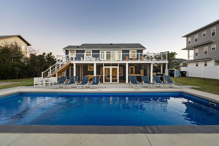 New! Waterfront, Boat Ramp, Pool, Hot Tub - Virginia Beach, VA
