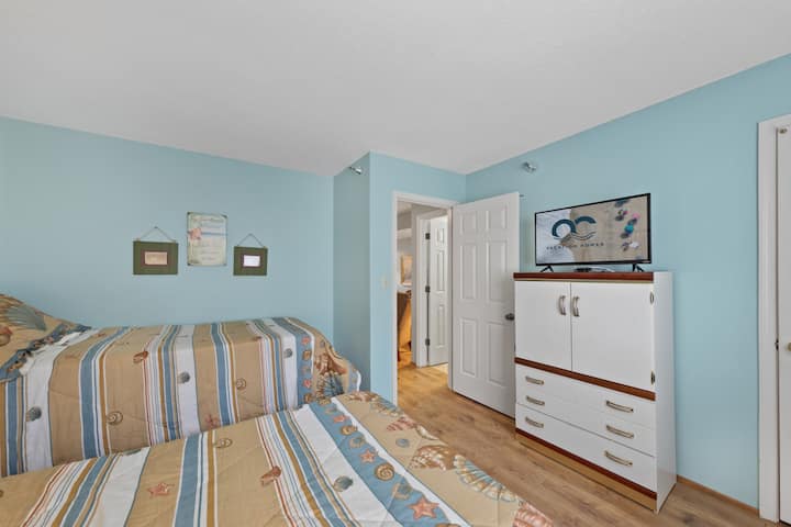 Surf Crest 205 - Rock N Roll, Ocean City