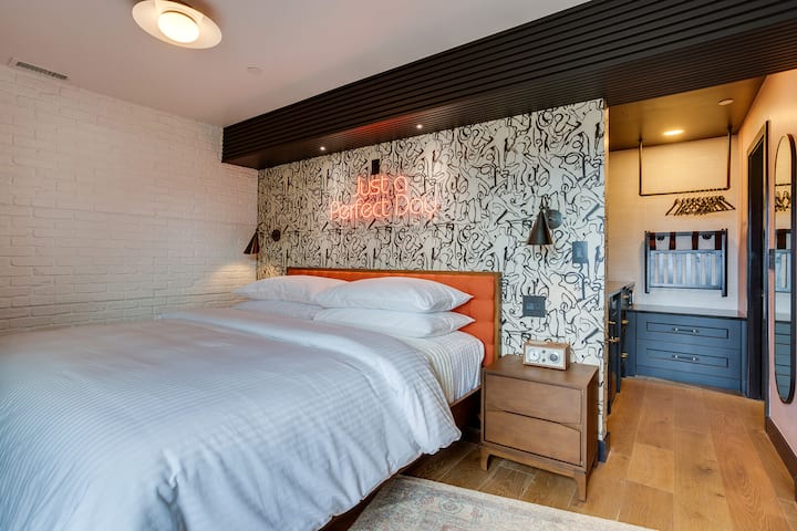 The Reed @The Louie Boutique Motel, Private Sauna! - Newport, OR