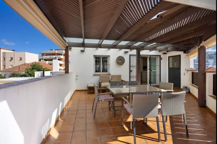 V Centenario Free Parking By Staycare - Rota