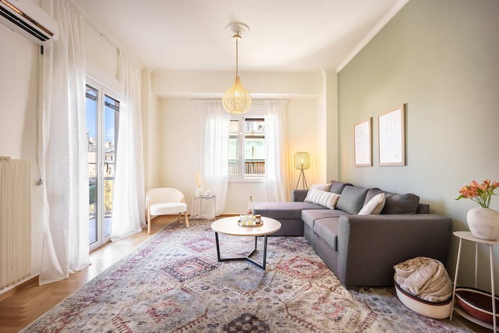 Spacious 2br In Koukaki | Balcony | Near Acropolis - Athens
