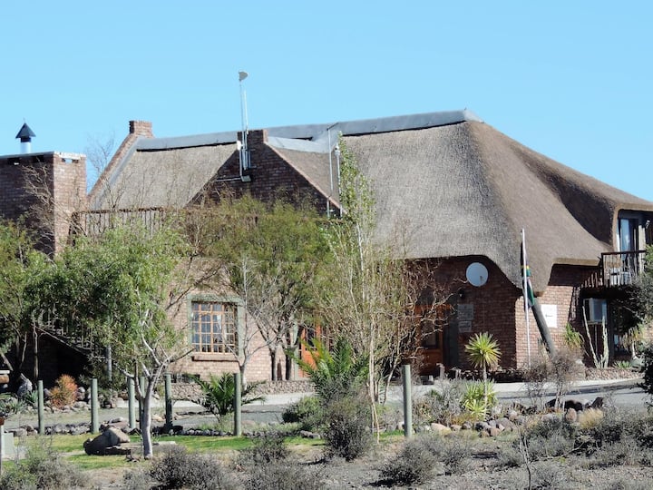 Tl Chalet (4 Single) - Beaufort West