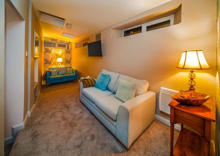 Host & Stay | Pied-a-terre At Manor View - Rochdale