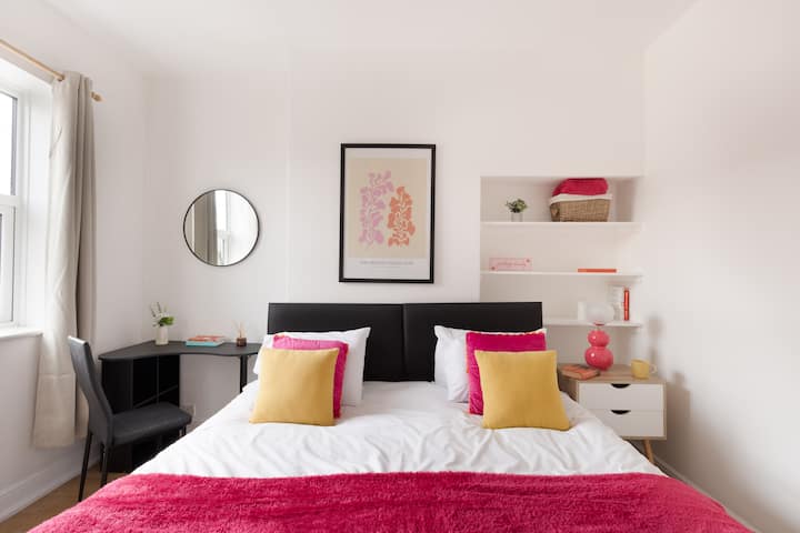 Station House - Victorian Home - Free Parking - York