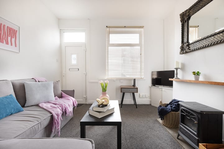 Station House - Quaint Victorian Home - Free - York, UK
