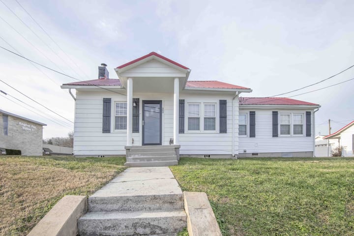 Cottage By The Lake - Kingston, Tn - Kingston, TN
