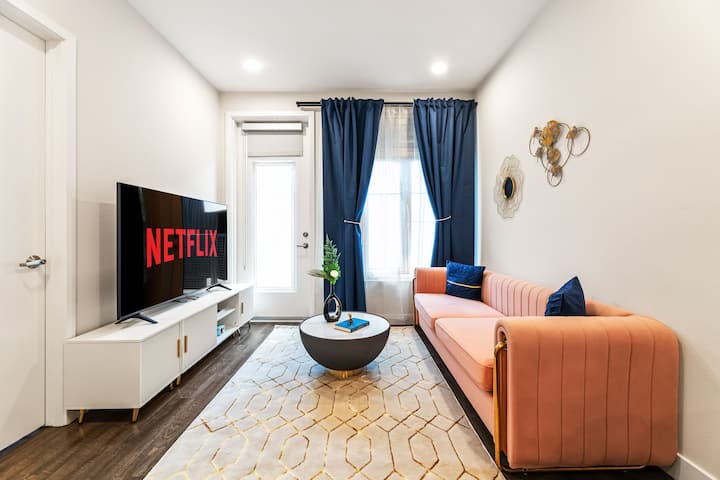 Alex 2bd Haven In Hollywood!free Parking And Pool! - Los Angeles, CA