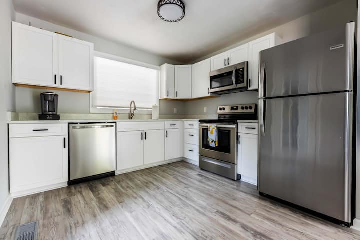 Sunset Cove - Claytor Lake State Park, Dublin