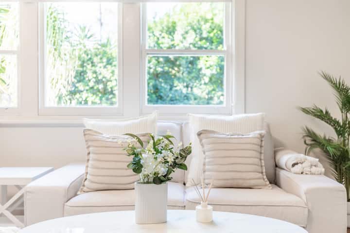 Stayau 4brm Stylish & Cozy Retreat In Mt Colah - Hornsby