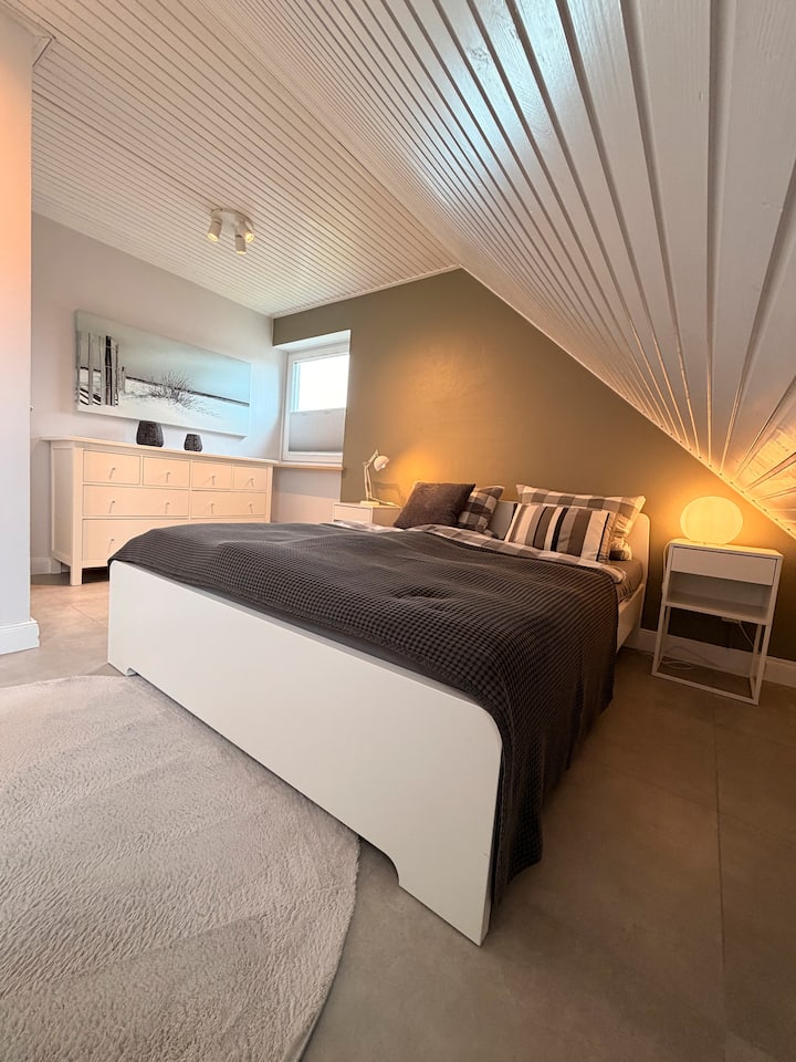 Große Wohnung In Perfekter Lage Mit Balkon! - Kampen, Germany