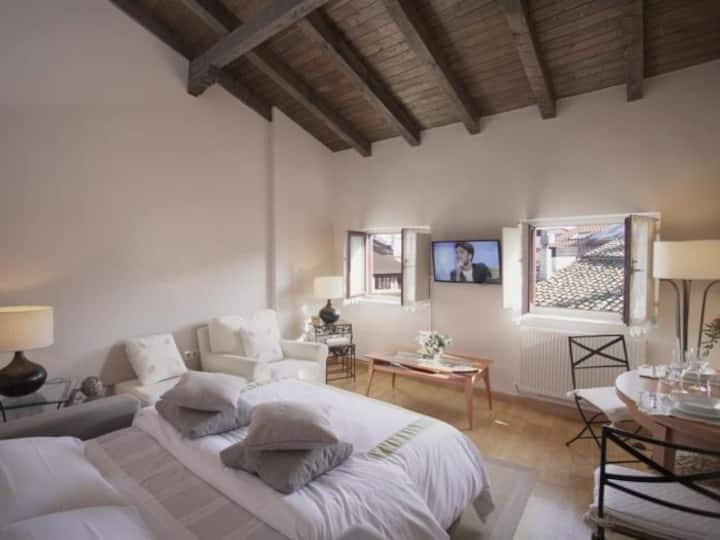 Pamplona Apartmet Altalea By Clabao - Pamplona, España