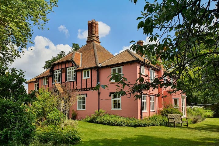 6 Bed In Wymondham (Oc-t30598) - Norfolk