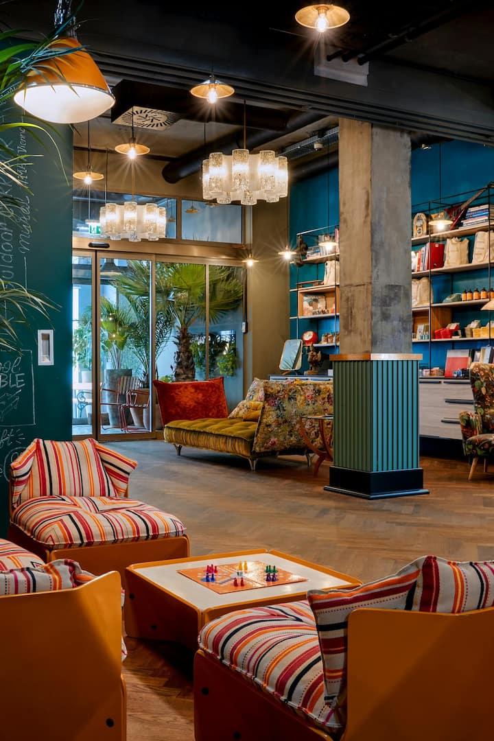 Style And Comfort In A Design Hotel - Wien