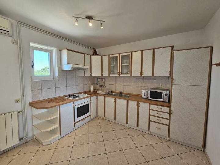 Apartment Mario - Three Bedroom Apartment With A S - Murter-Kornati