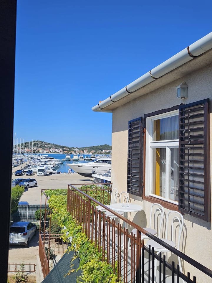 Apartment Mario Murter - Murter