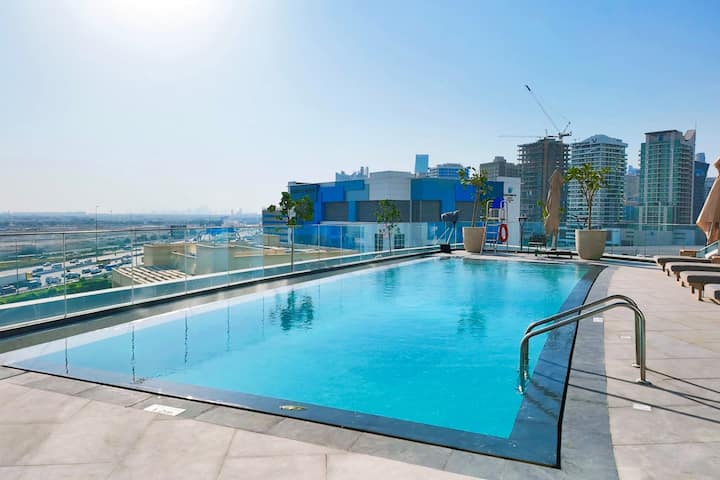 High Floor 3br | City View L Hotel Services - Dubai