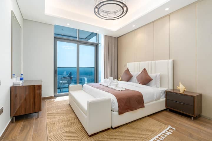 Exclusive Getaway 3br | City View L Hotel Services - Dubai