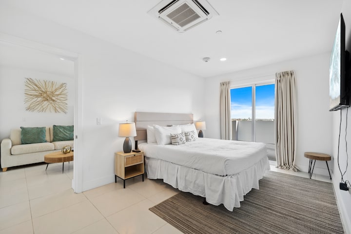 Noord Cozy Haven! 1-bedroom Condo W/ Free Parking - Aruba