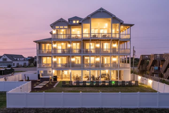 Solara 14 Br Brand New Oceanfront Luxury Home - Hatteras, NC