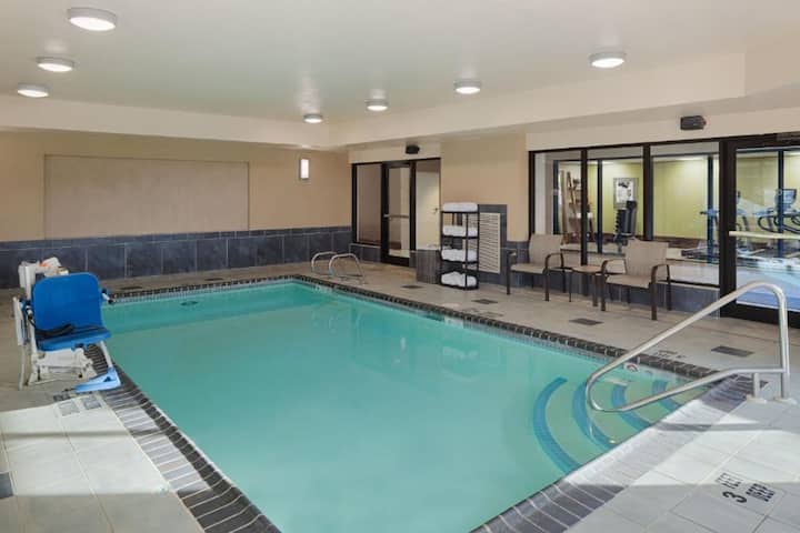 Refreshing Stay Near Ithaca Airport | Indoor Pool - Ithaca, NY