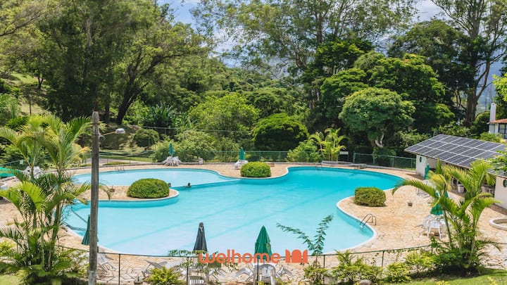 Flat Charmoso Com Vista Para Montanha - Petrópolis - Petrópolis