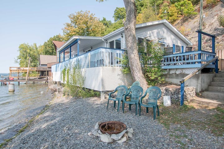 Boat, Grill & Unwind: Lakefront Cayuga Home! - Aurora, NY
