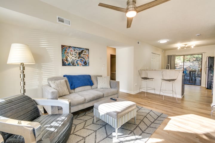 15 Mi To Greensboro: Archdale Condo W/ Fireplace - Randleman Lake, NC