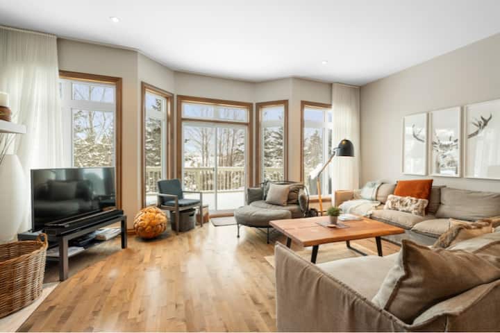 Golfside Townhouse With Pool Access – Aiglon 1614 - Mont-Tremblant
