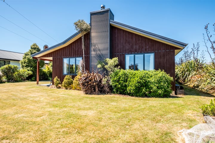 Mountain Breeze - Hanmer Springs Holiday Home - Hanmer Springs