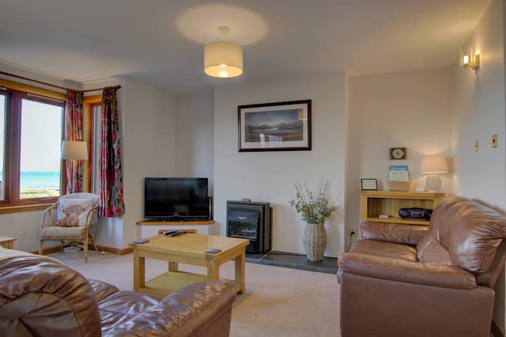 2 Links View, Brora - Brora