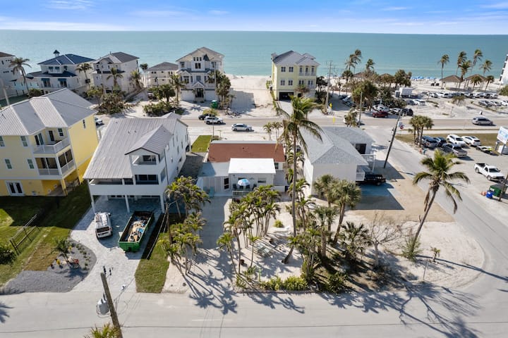 Walk To The Beach | 2-bedroom Tropical Oasis - Bonita Springs, FL