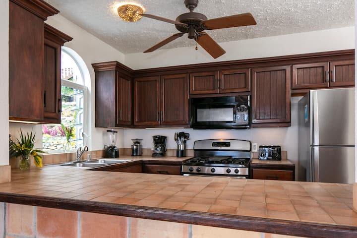 Palladio's View - Private Villa With Pool & Ac! - East End
