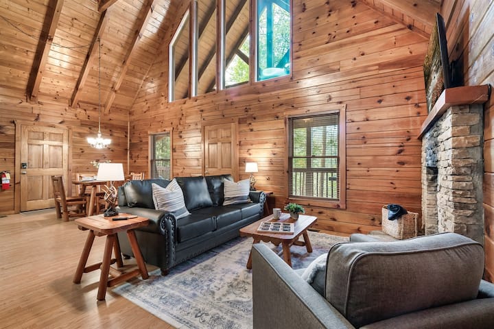 A+ Location! Massage Chair-hot Tub-fire Pit-games - Pigeon Forge, TN
